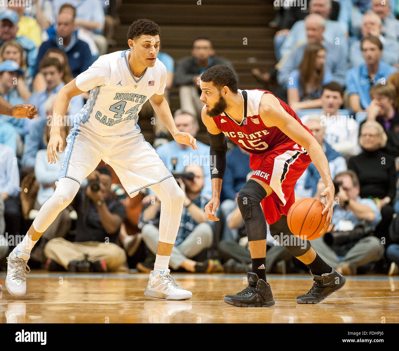 North carolina state wolfpack mens basketball hi-res stock photography ...