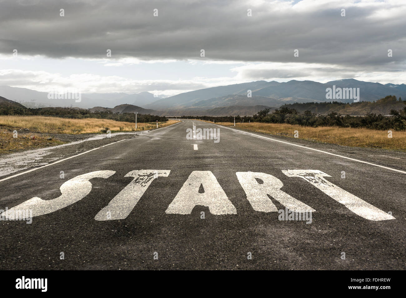 Conceptual image with word start on asphalt road Stock Photo - Alamy