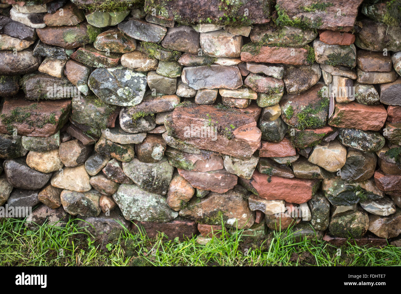 Dry stone wall cross section in Moffat , Scotland, UK Stock Photo - Alamy