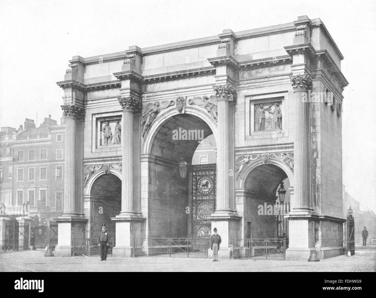 Marble monuments hi-res stock photography and images - Alamy