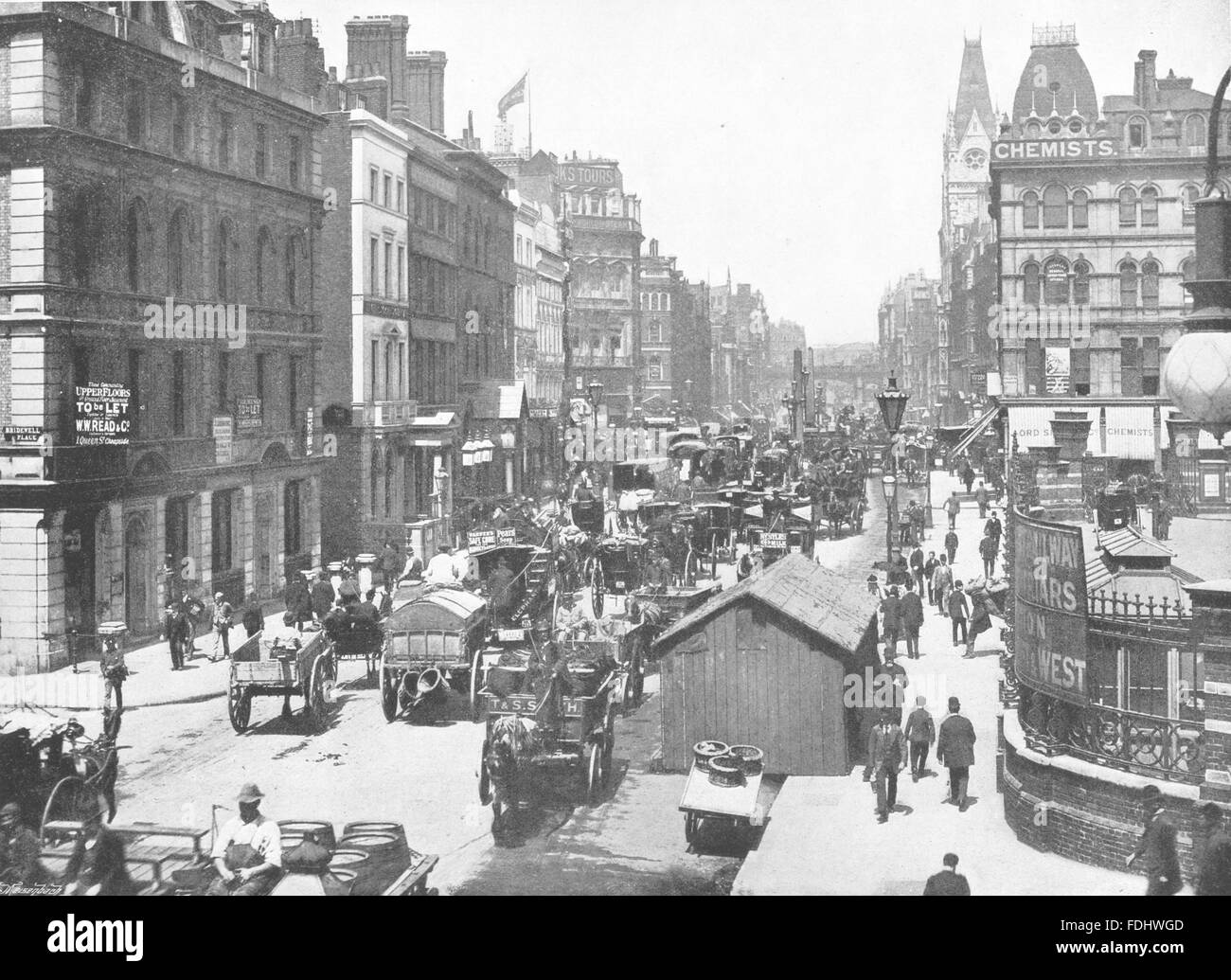 Looking towards ludgate circus hi-res stock photography and images - Alamy