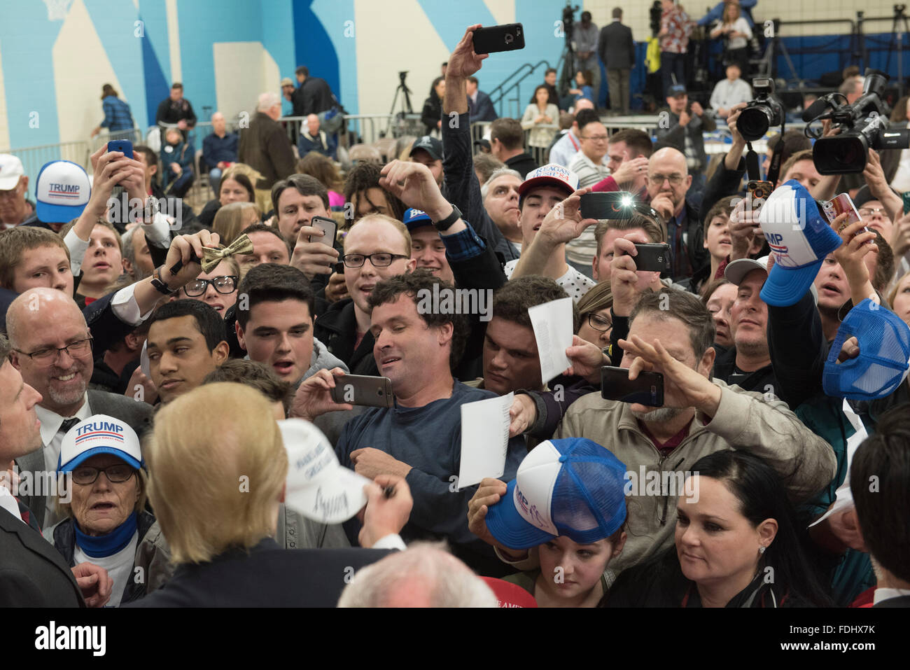 Donald trump supporters hi-res stock photography and images - Alamy