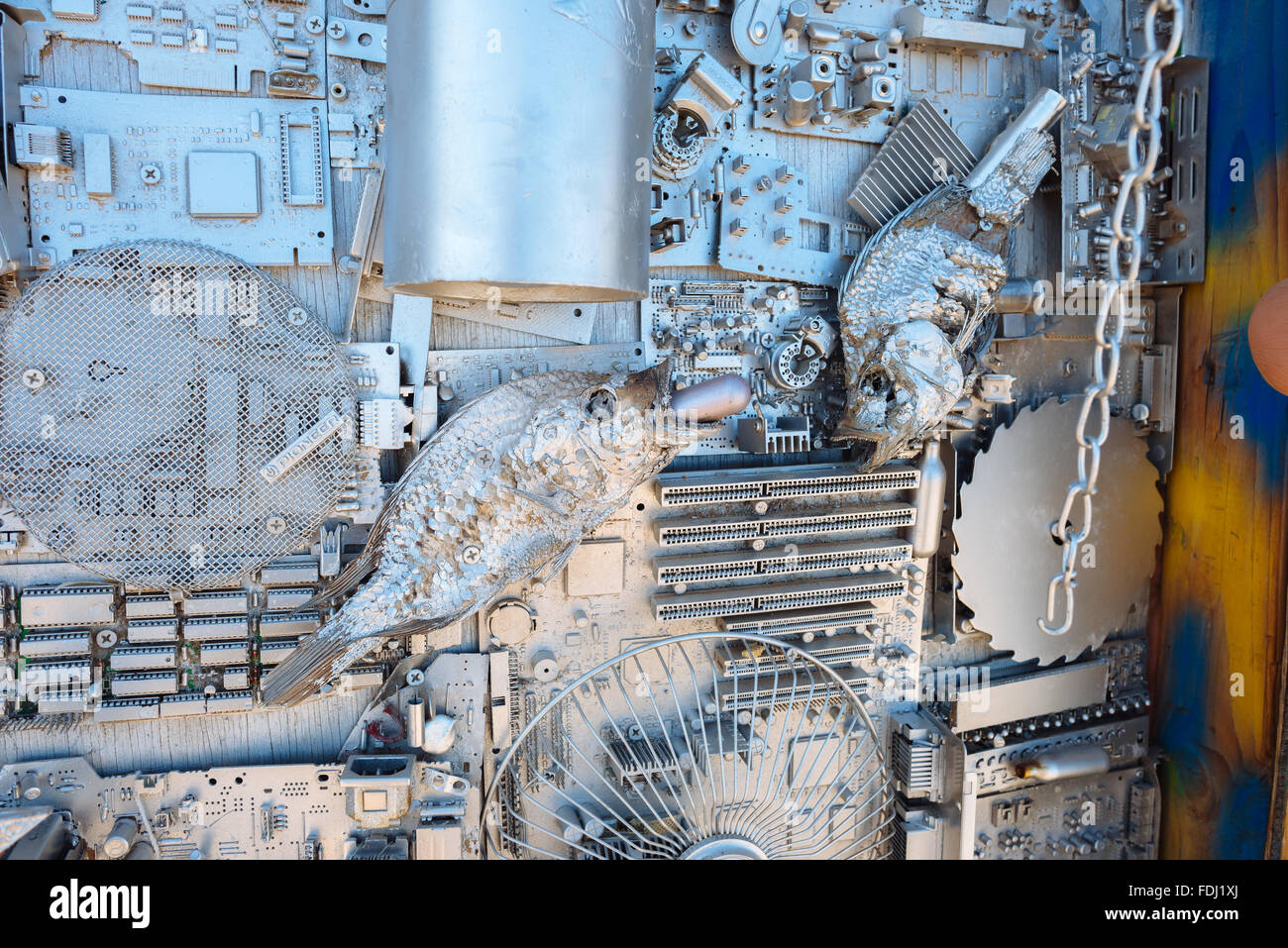 Strange metal sculpture hi-res stock photography and images - Alamy