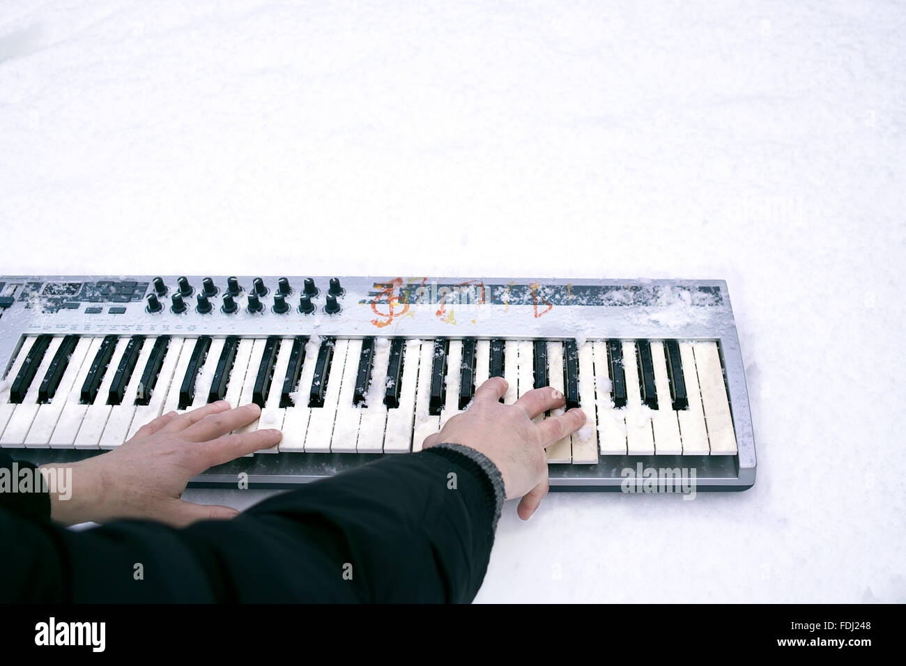 Fingers cold keyboard hi-res stock photography and images - Alamy