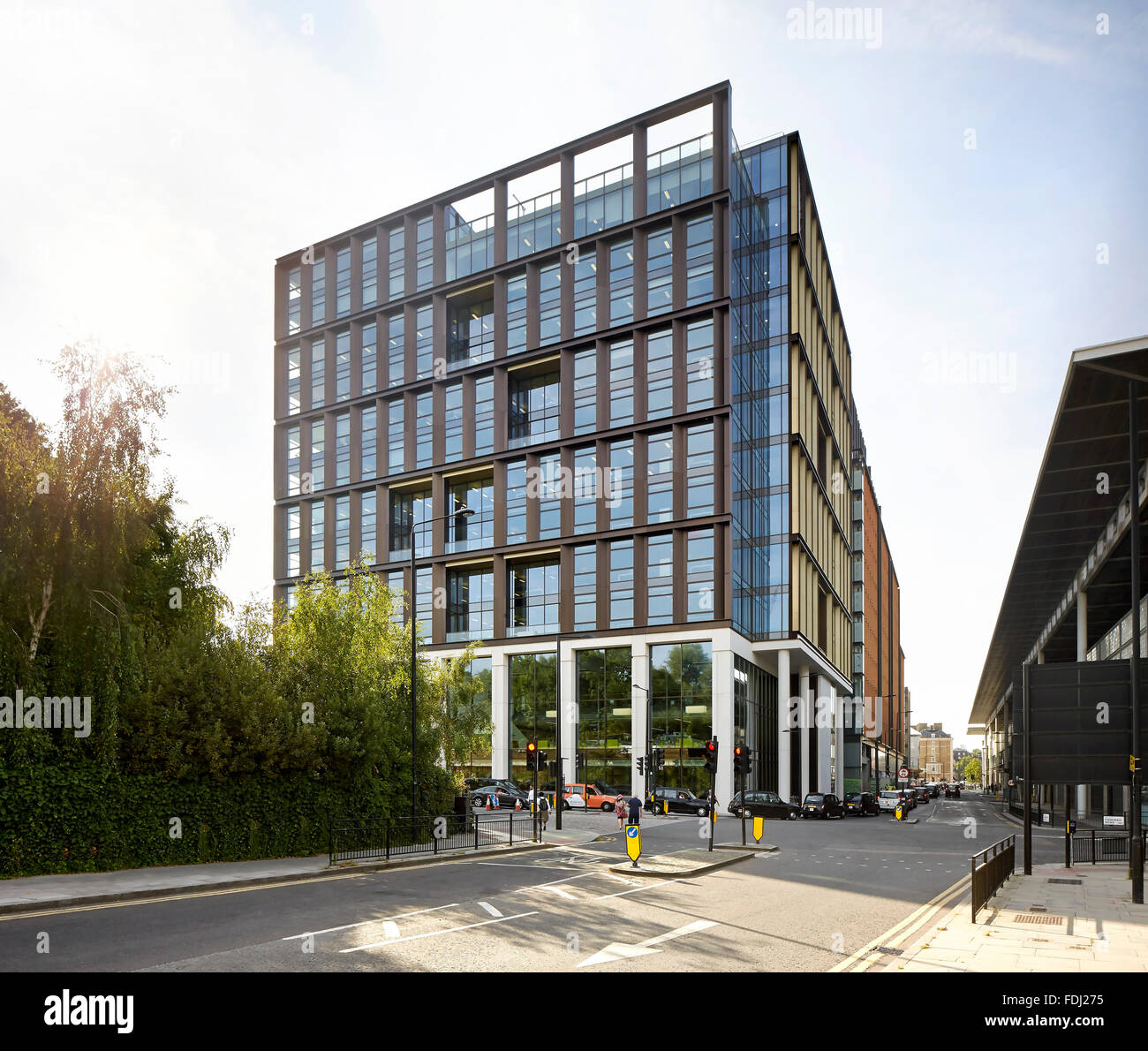 View pancras square library pancras hi-res stock photography and images ...