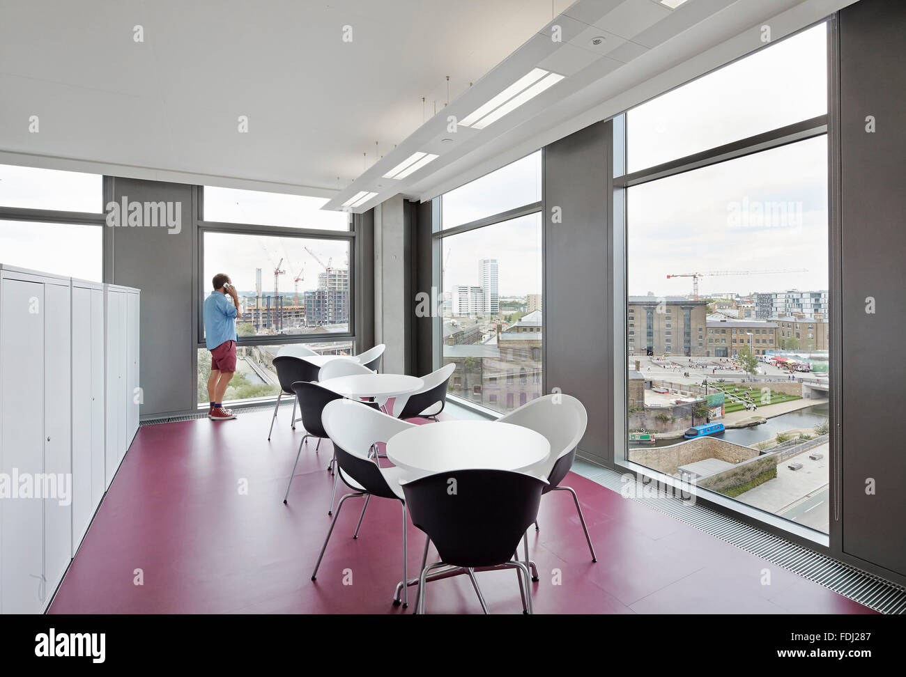 View pancras square library pancras hi-res stock photography and images ...