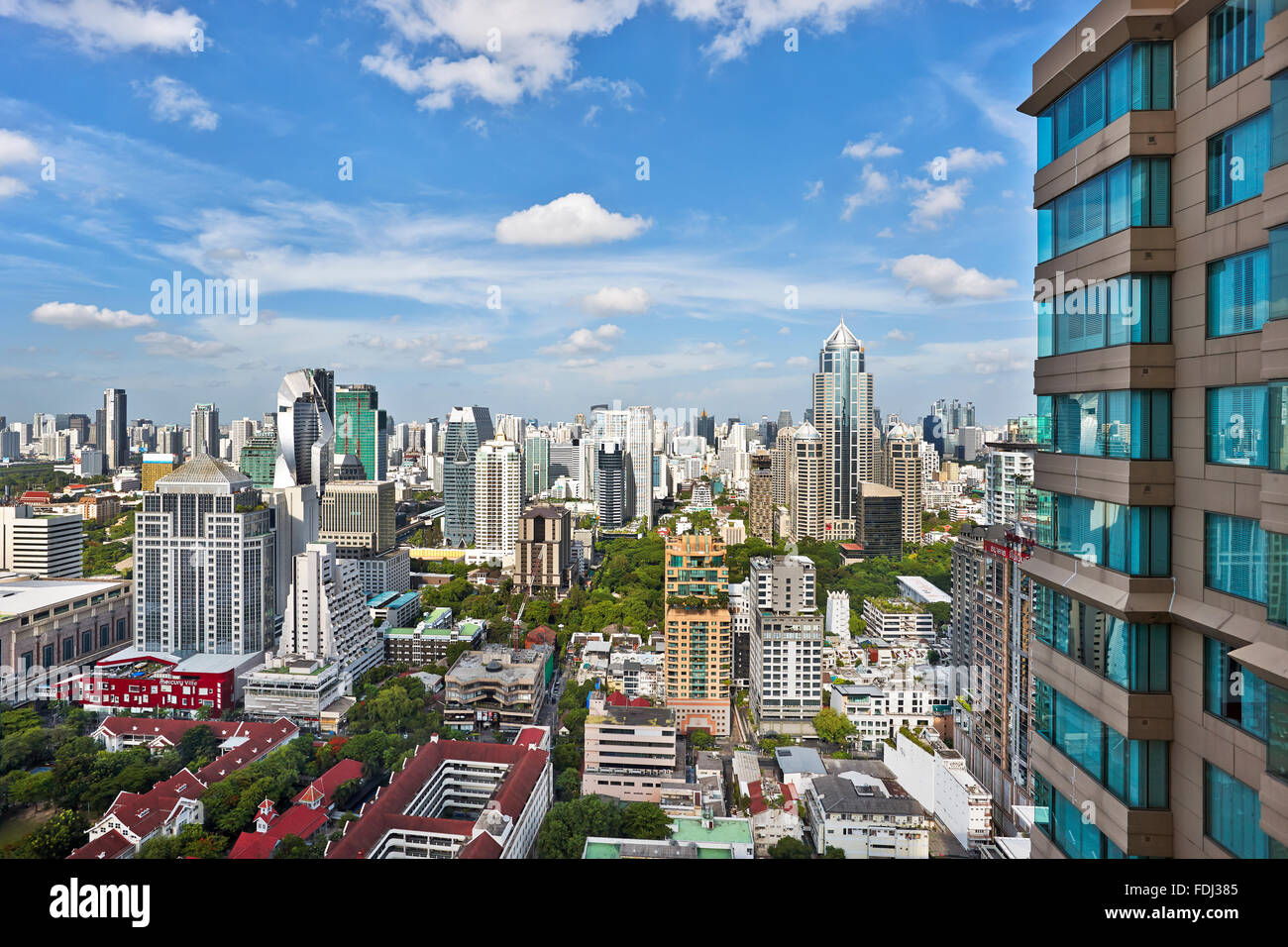 Bangkok skyline blue sky hi-res stock photography and images - Alamy