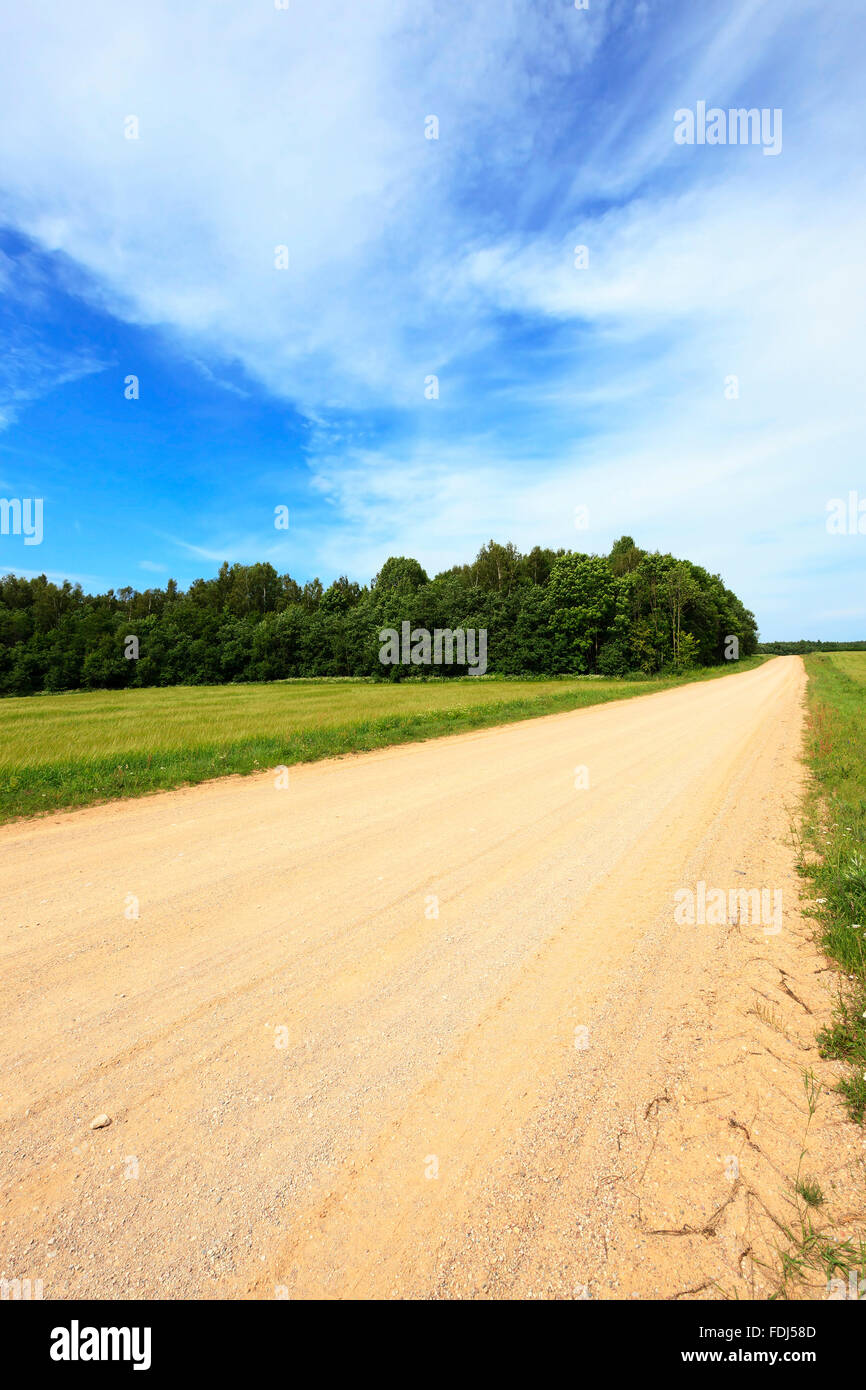 Dark gravel pathway road hi-res stock photography and images - Alamy