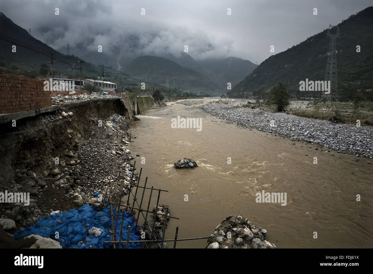 Dammed Lake Shaw Bridge disaster area An County Mianyang City Sichuan ...