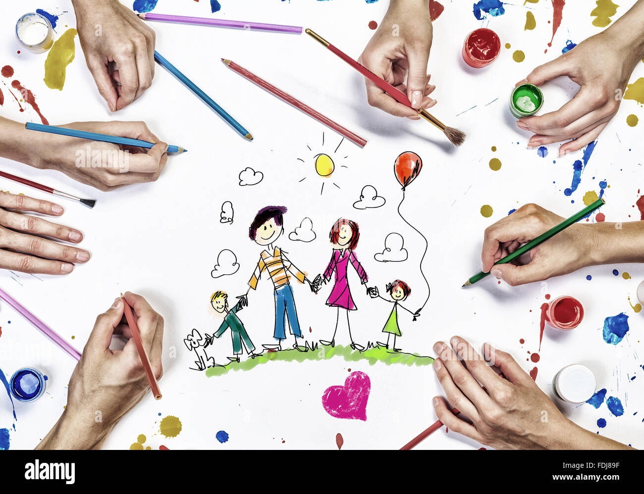 Draw family picture hi-res stock photography and images - Alamy