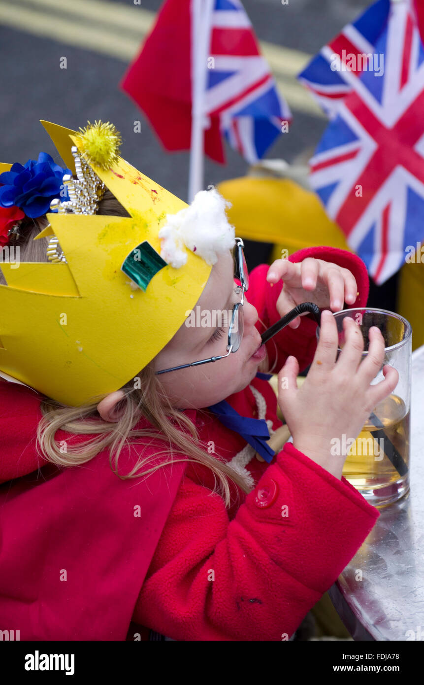 Queens birthday party hi-res stock photography and images - Alamy
