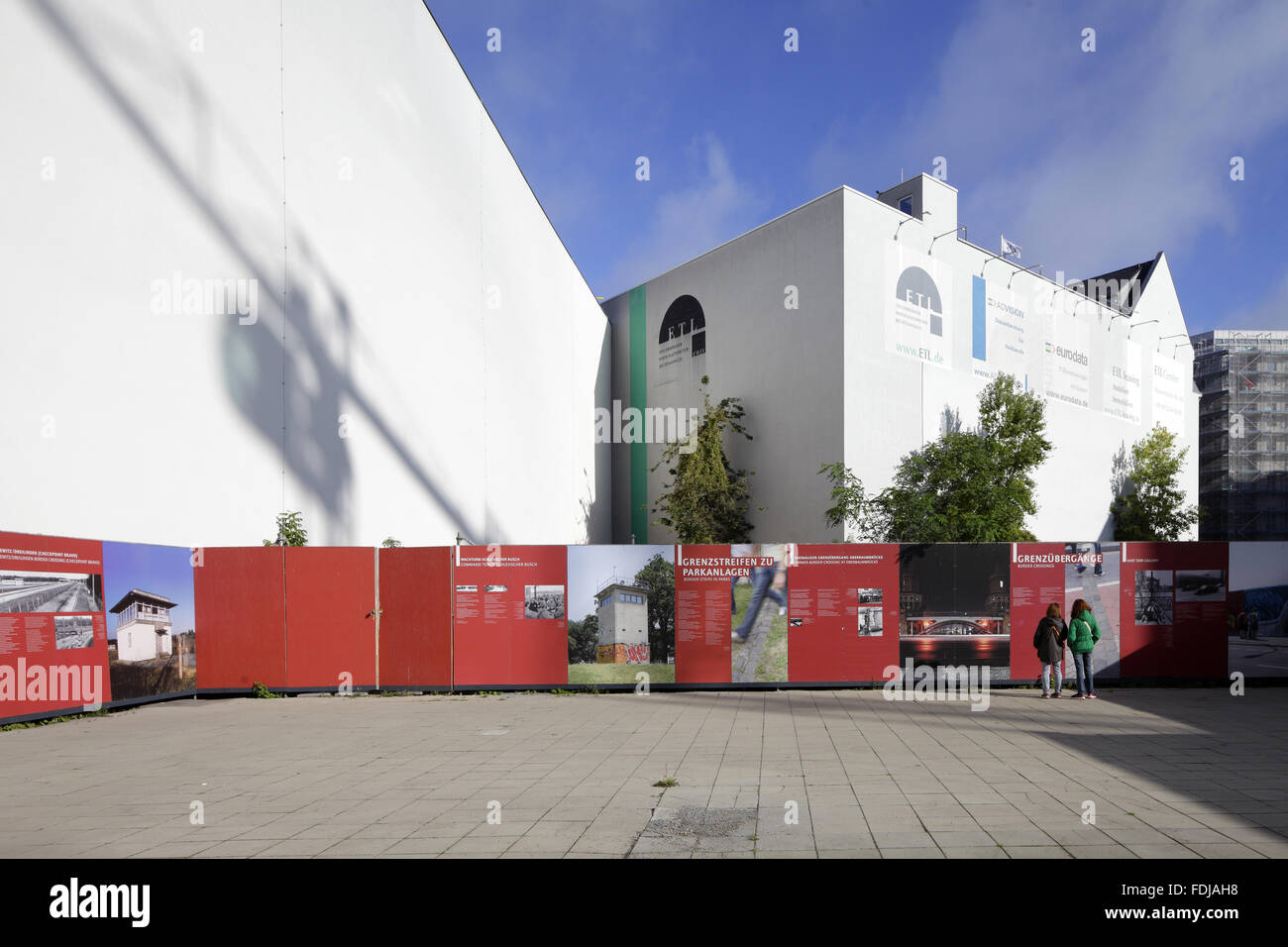 Berlin wall panels hi-res stock photography and images - Alamy