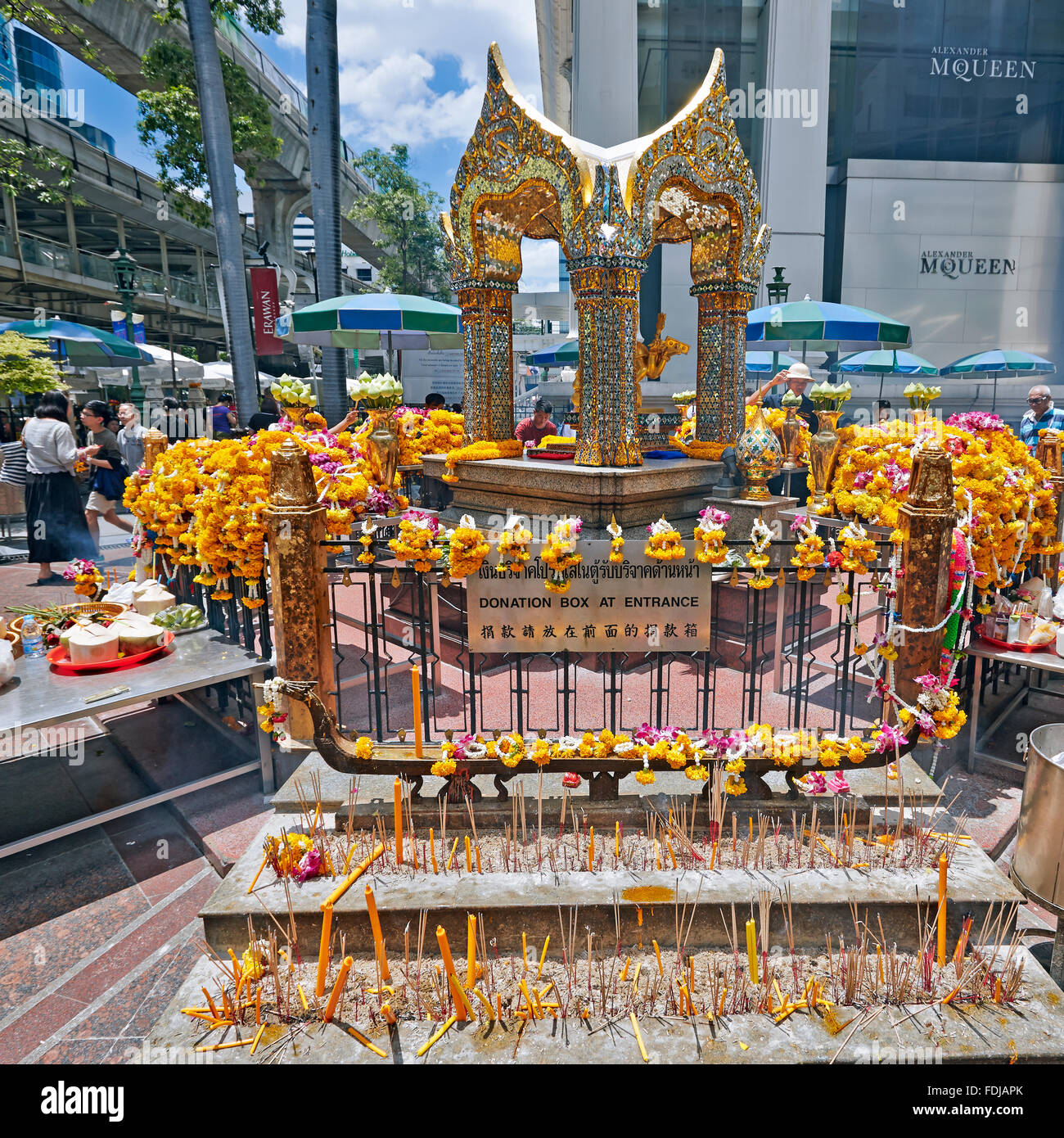 Erawan Shrine. Bangkok, Thailand Stock Photo - Alamy