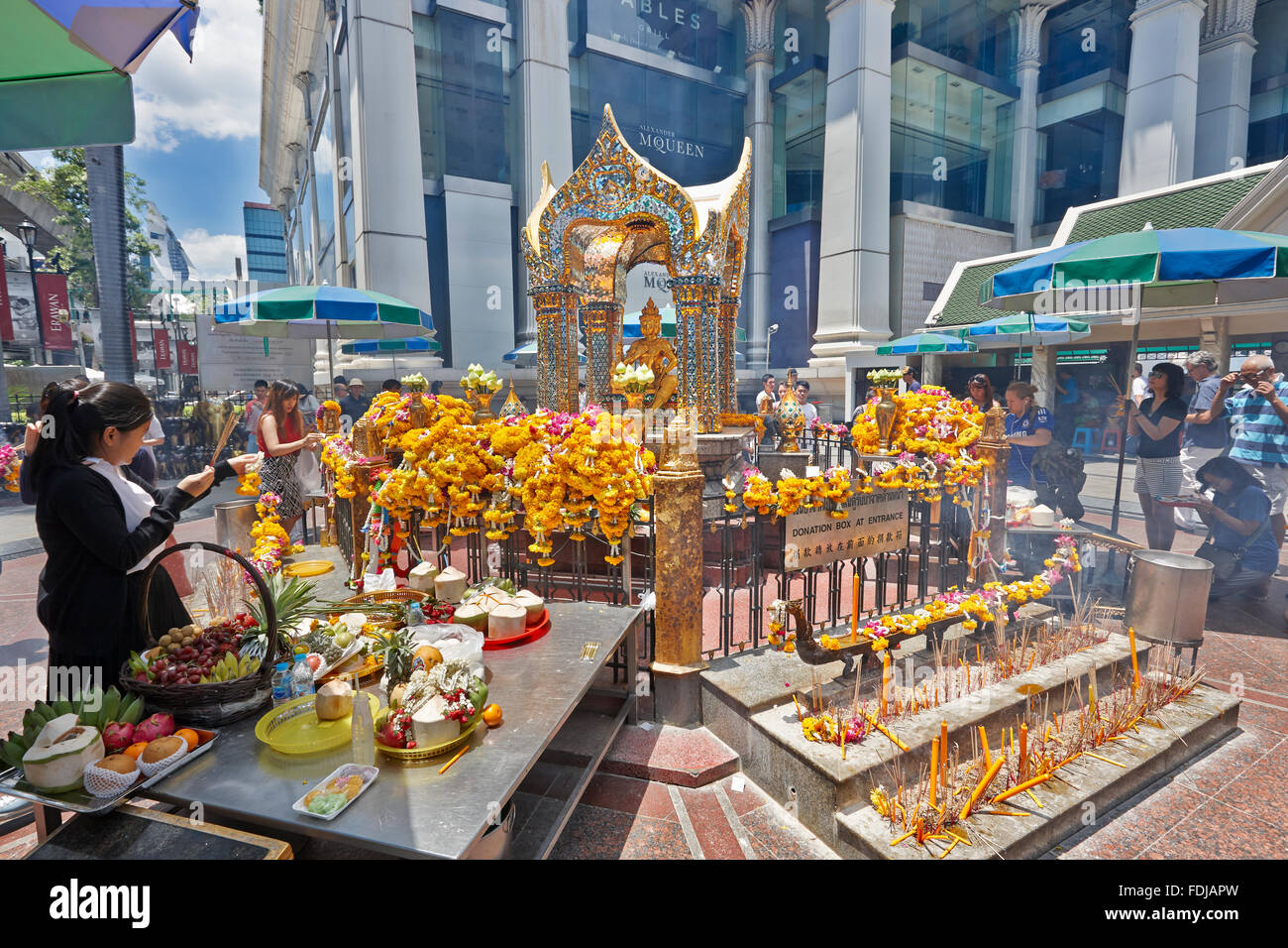 Shrine erawan hi-res stock photography and images - Alamy
