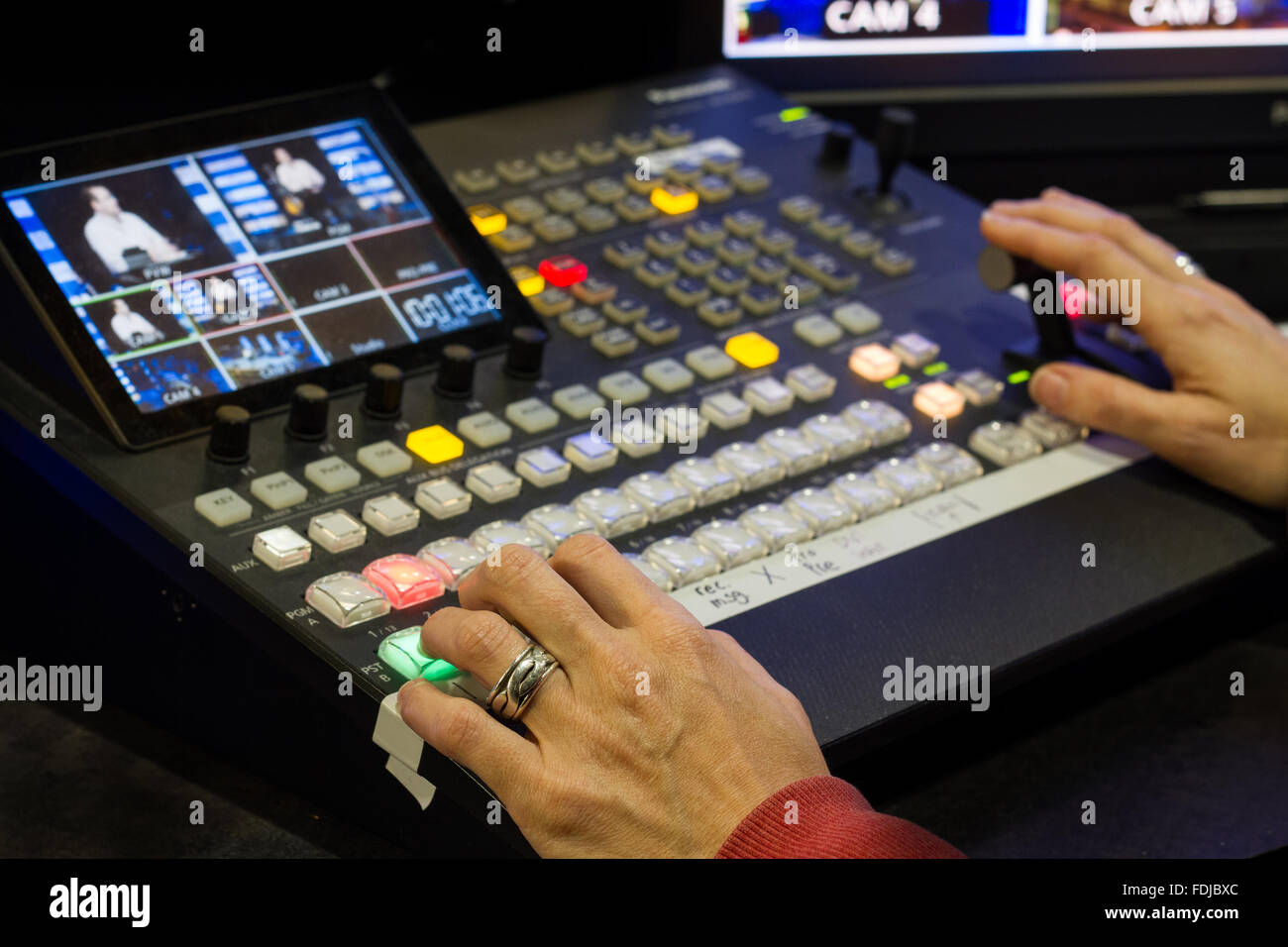 Video switcher hi-res stock photography and images - Alamy