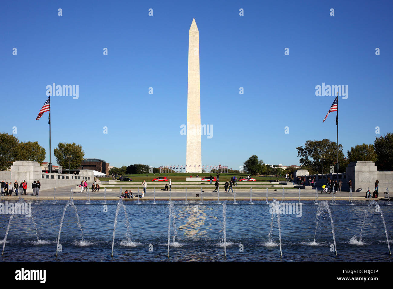 Washington D.C., USA, National World War II Memorial and Washington ...