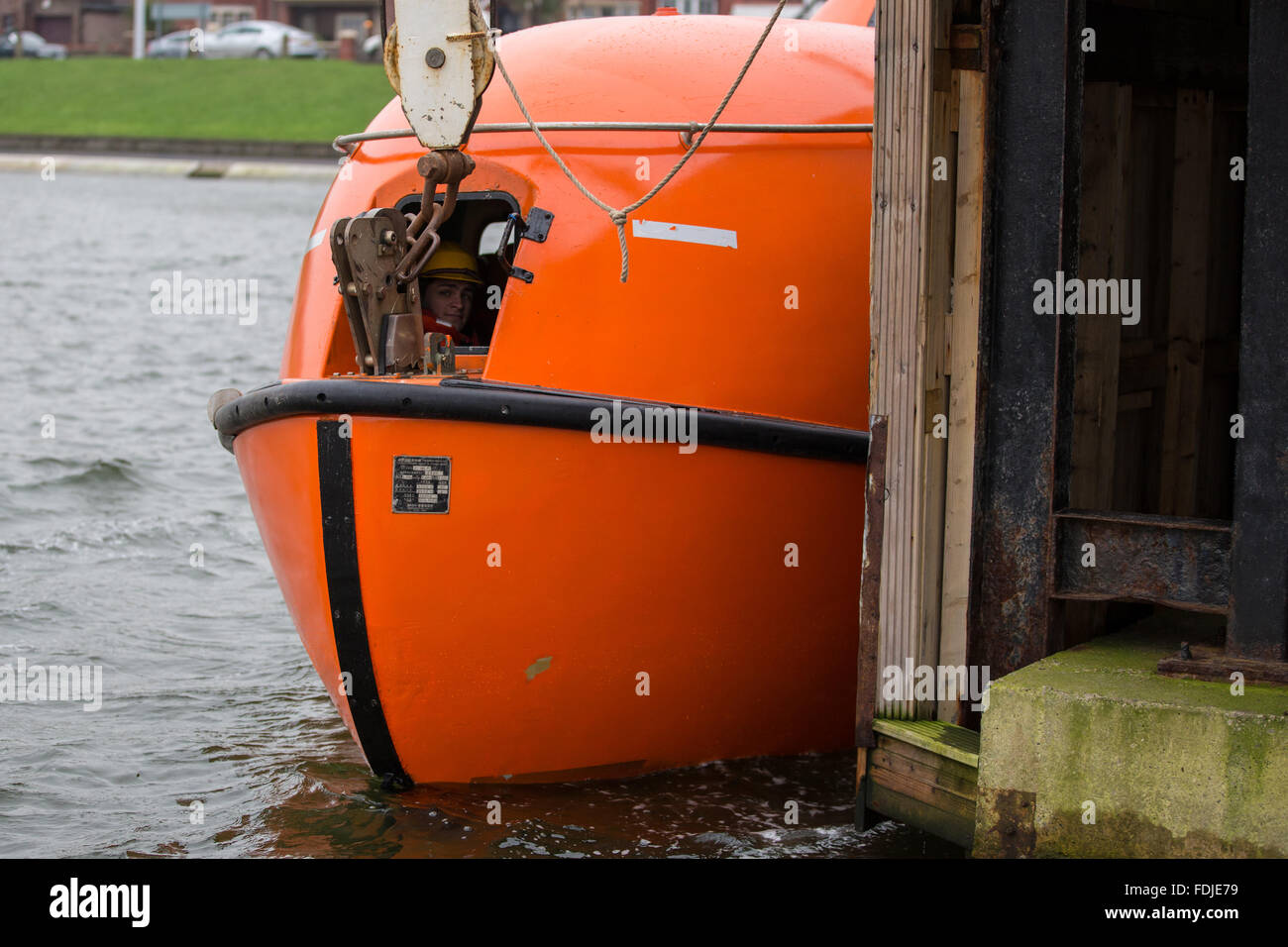 Offshore lifeboat hi-res stock photography and images - Alamy