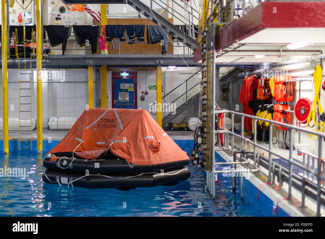 Liferaft Stock Photos & Liferaft Stock Images - Alamy