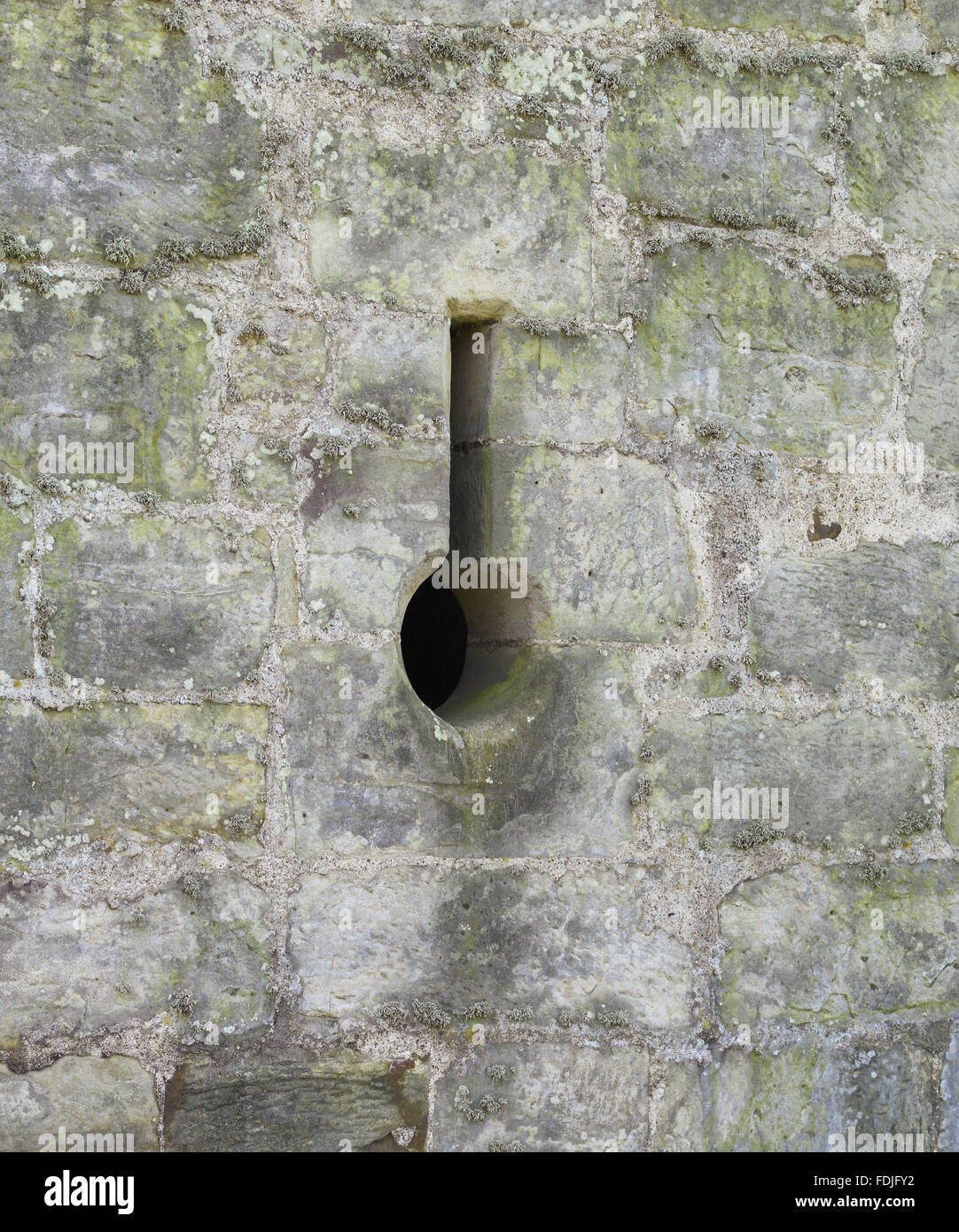 One of the gun-loops in the Gatehouse at Bodiam Castle, East Sussex ...
