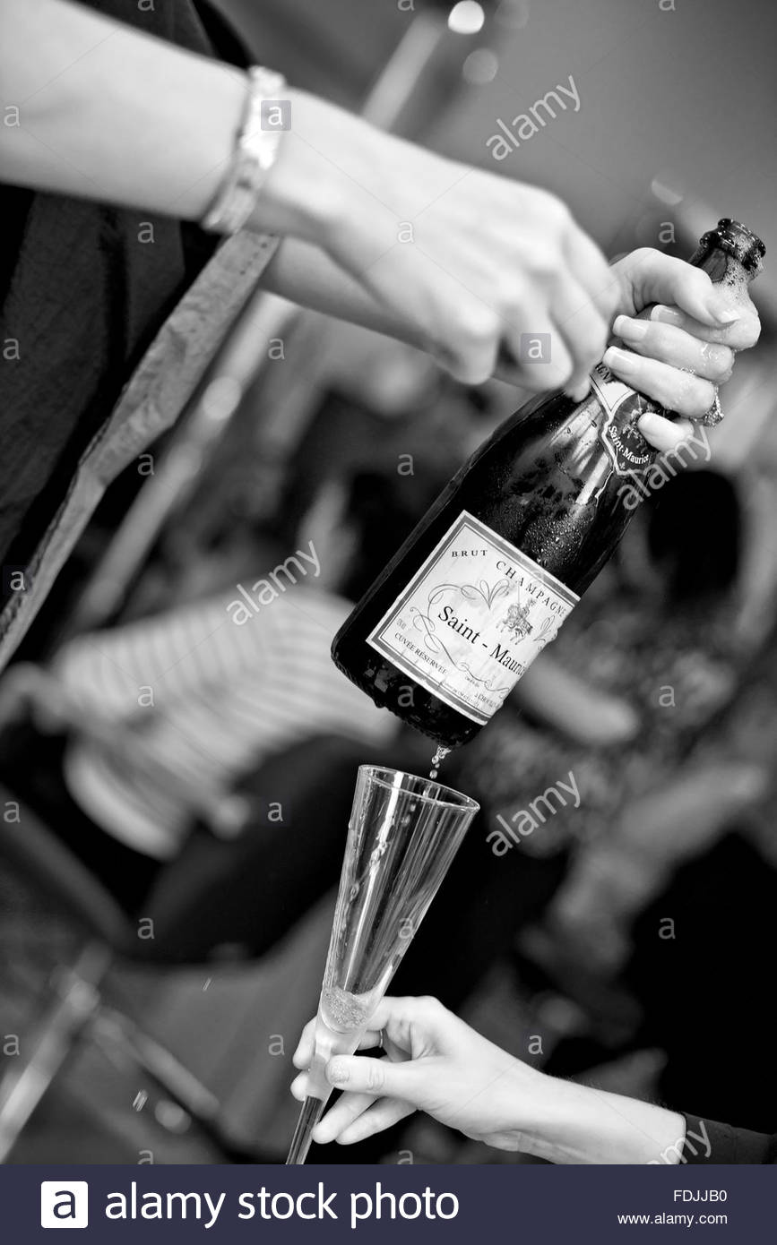 Champagne Cork Popping Stock Photos & Champagne Cork Popping Stock ...