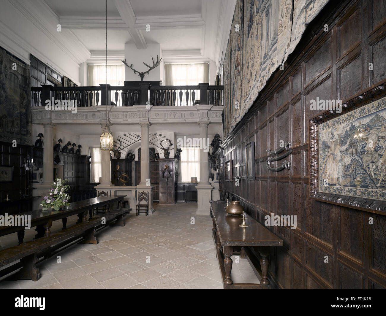 The Great Hall or Entrance Hall at Hardwick Hall, Derbyshire. This view ...