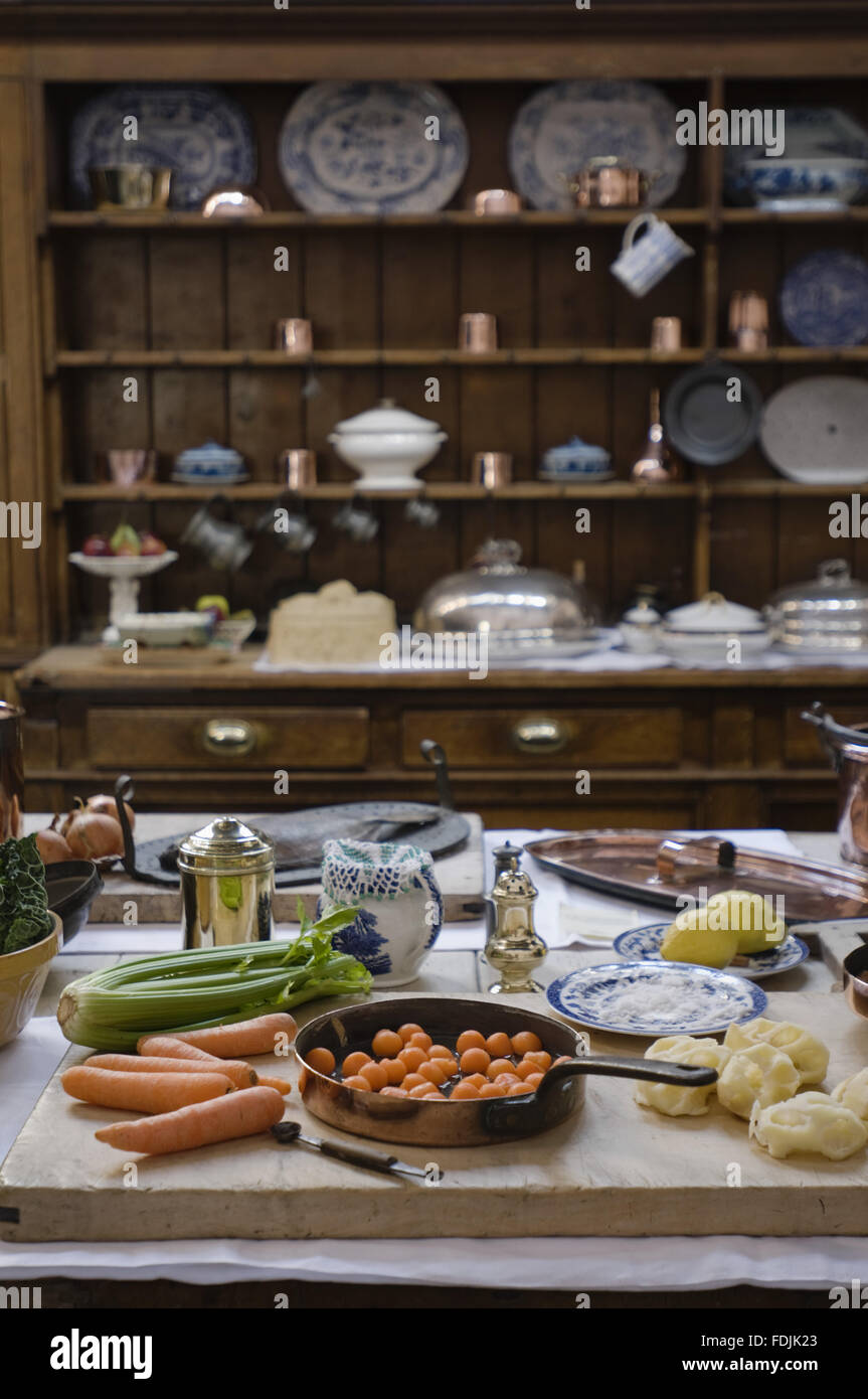 Servants table hi-res stock photography and images - Alamy