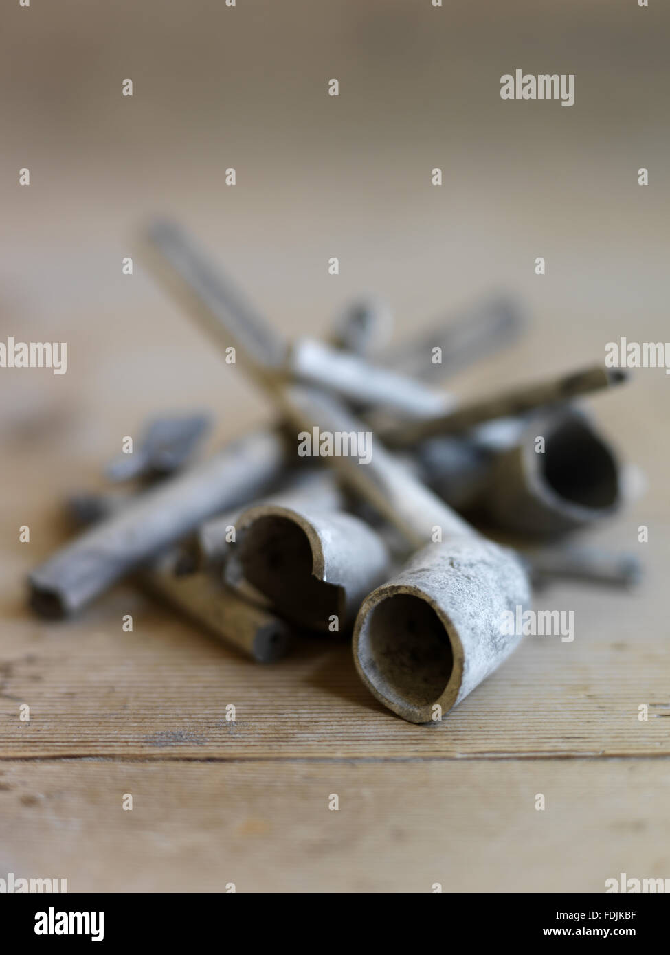 Clay pipe uk hi-res stock photography and images - Alamy