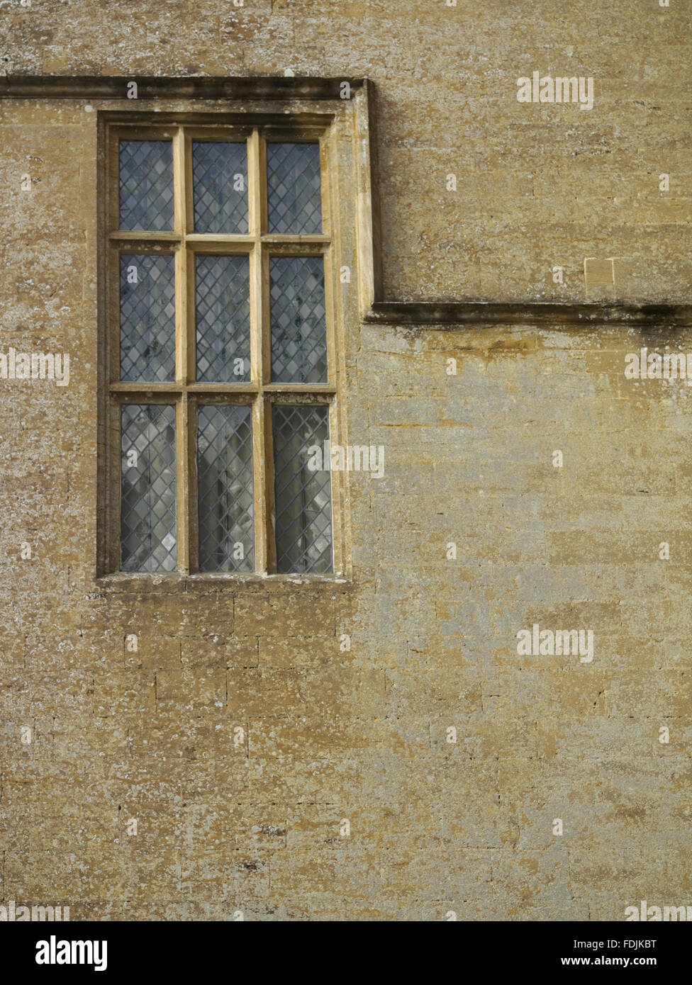 Leaded light windows hi-res stock photography and images - Alamy