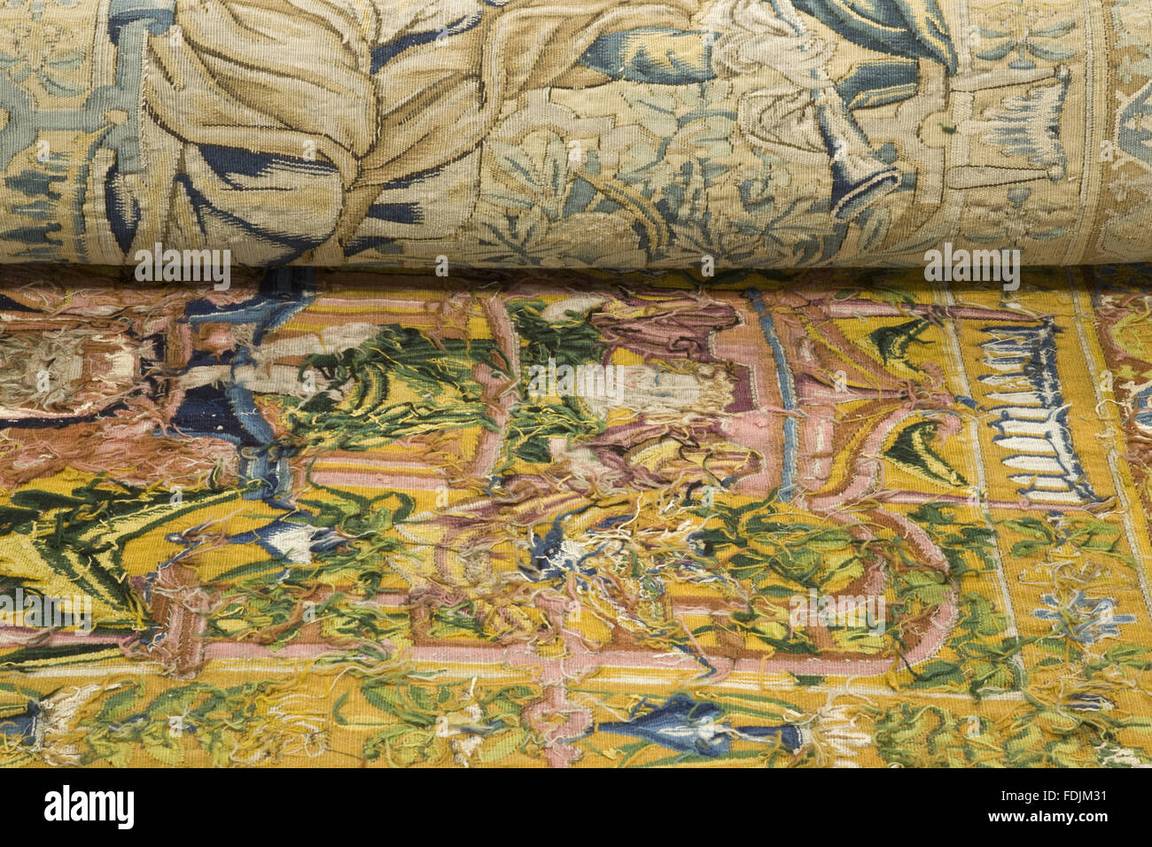 Textile border hi-res stock photography and images - Alamy