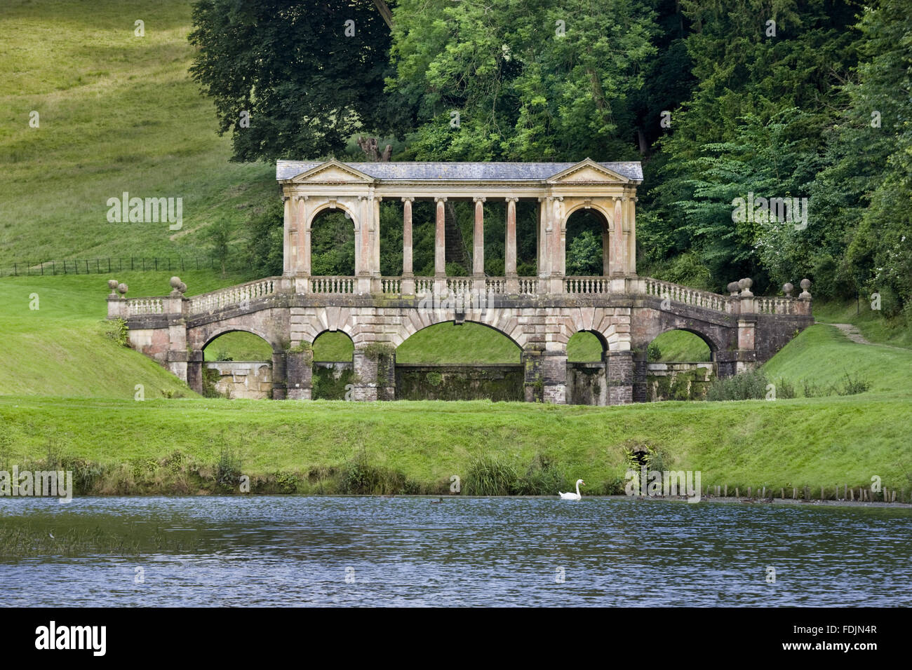 The Palladian Bridge at Prior Park Landscape Garden, Bath. The bridge ...