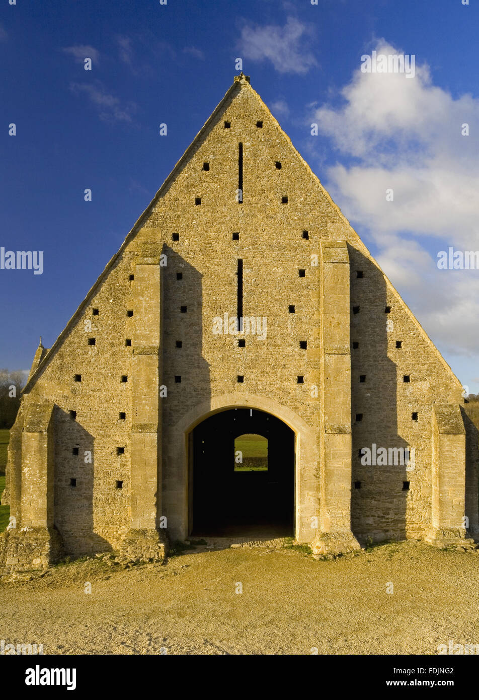 End view of the mid-thirteenth century monastic Great Coxwell Barn near ...