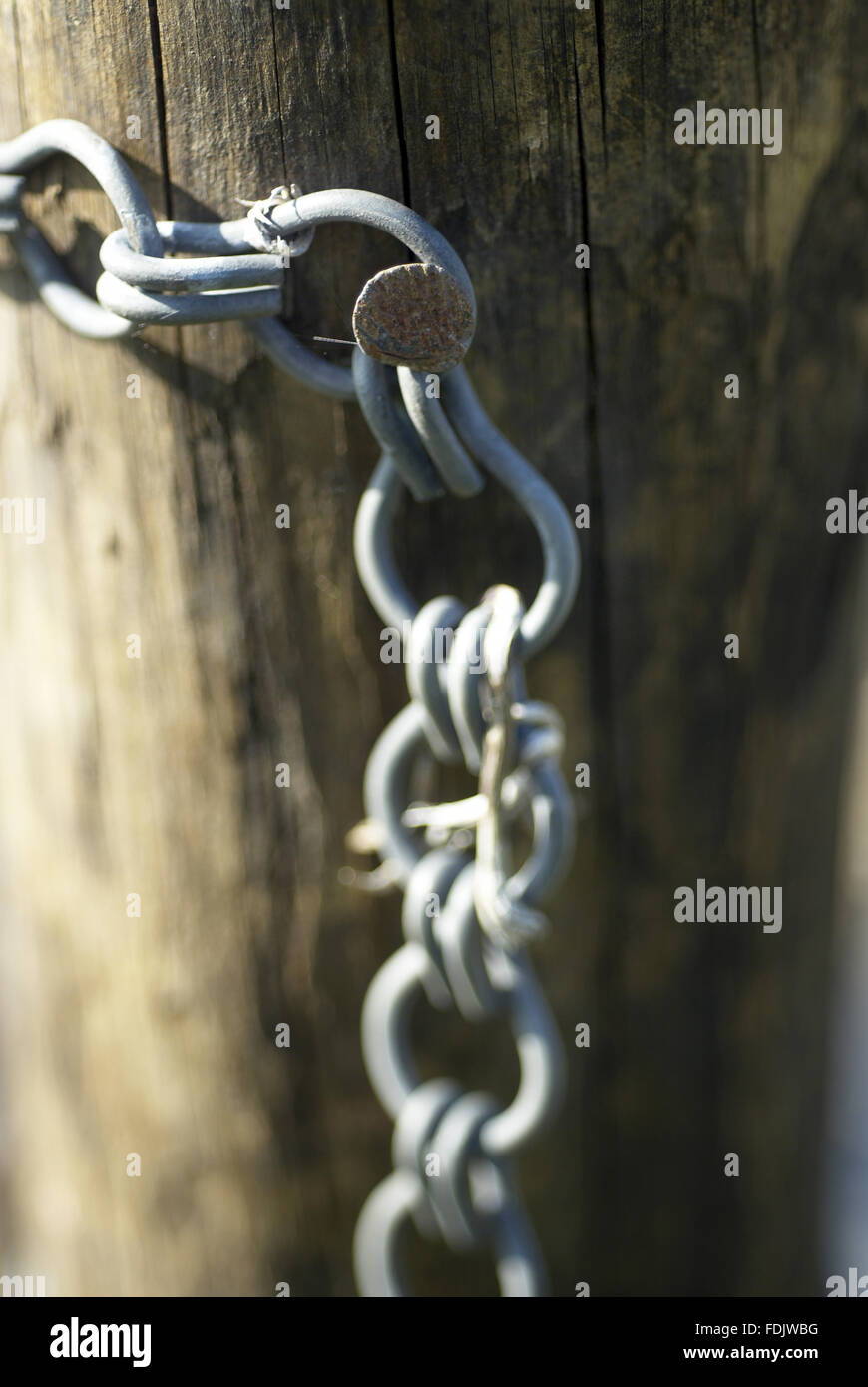 Chain dividers hi-res stock photography and images - Alamy