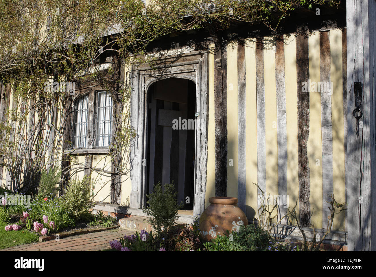 Ellen terry house hi-res stock photography and images - Alamy