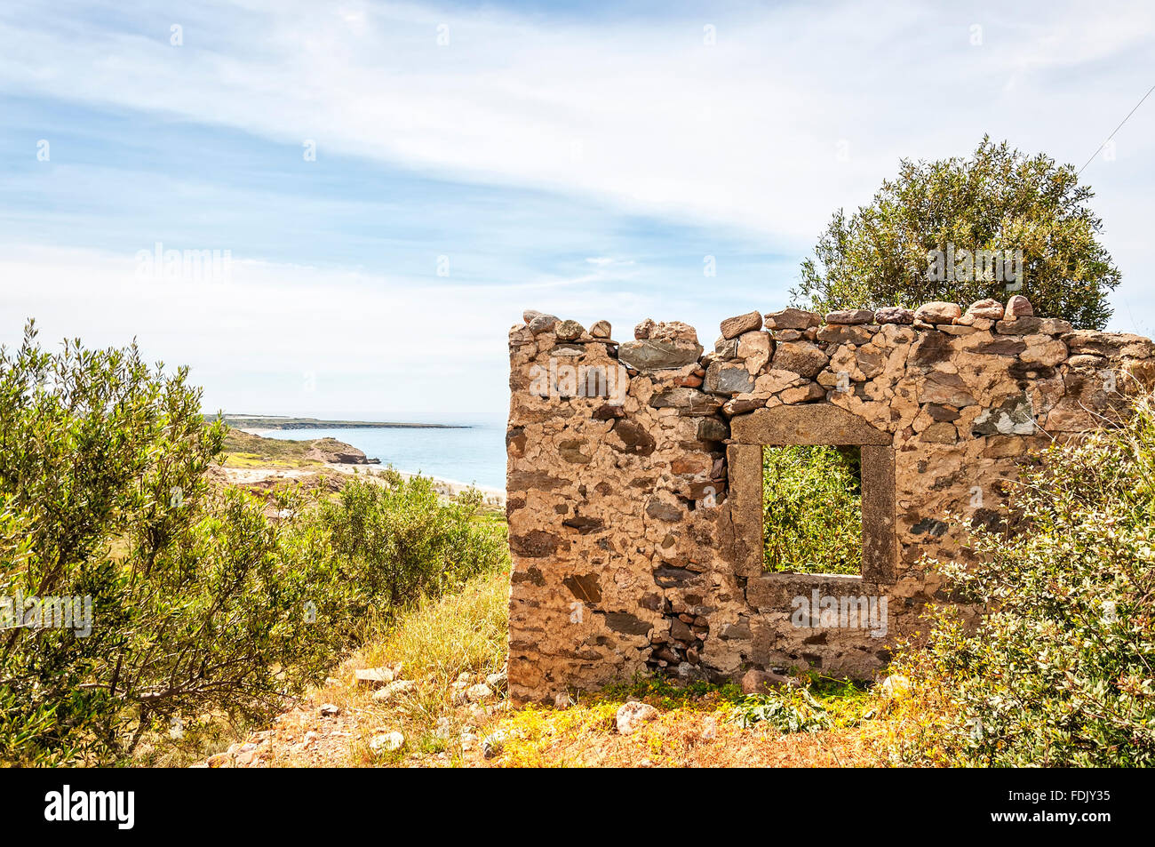 An old ruin of a house on the Greek island of Crete Stock Photo - Alamy