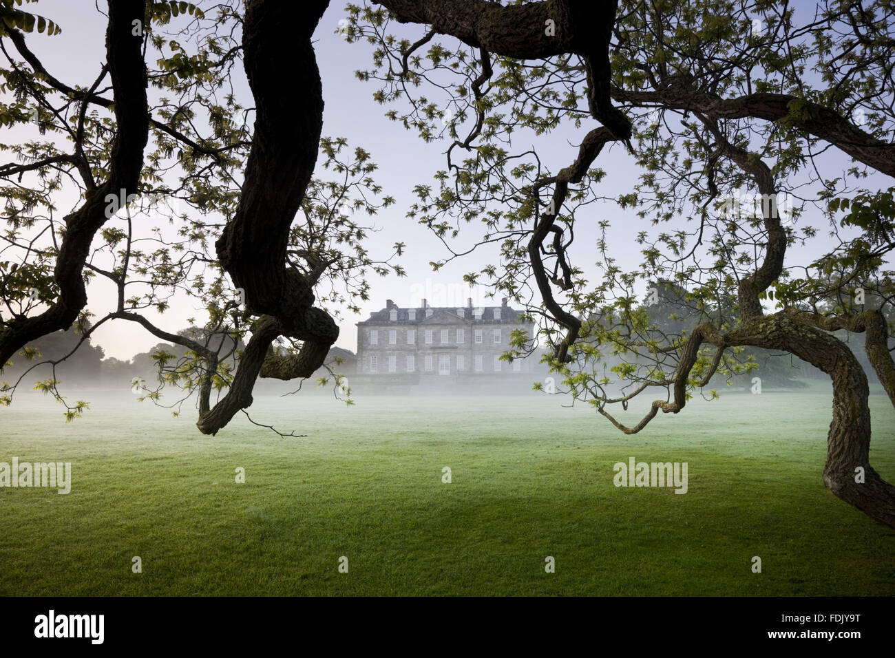 English manor house hi-res stock photography and images - Alamy