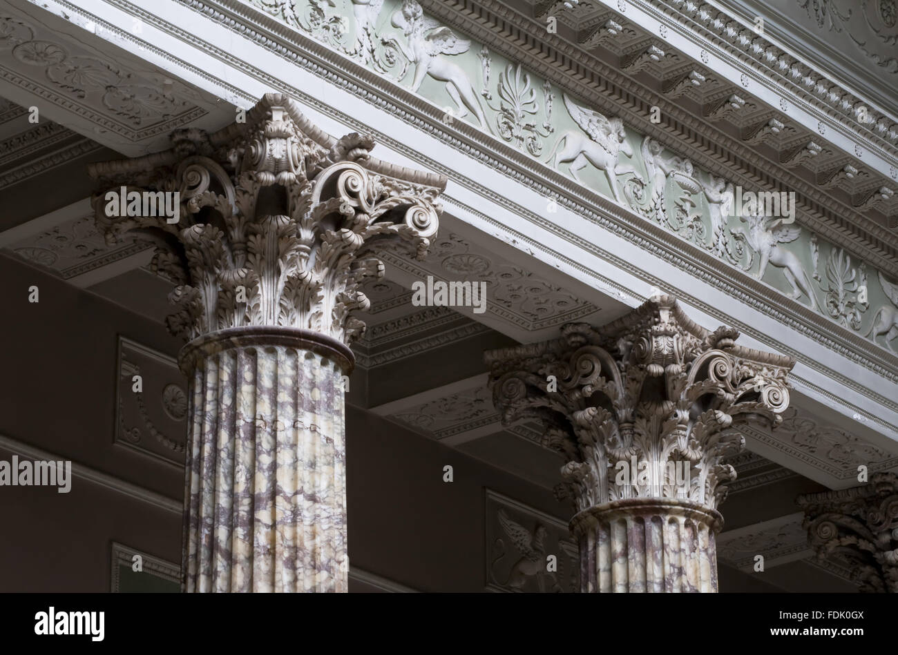 Alabaster columns hi-res stock photography and images - Alamy