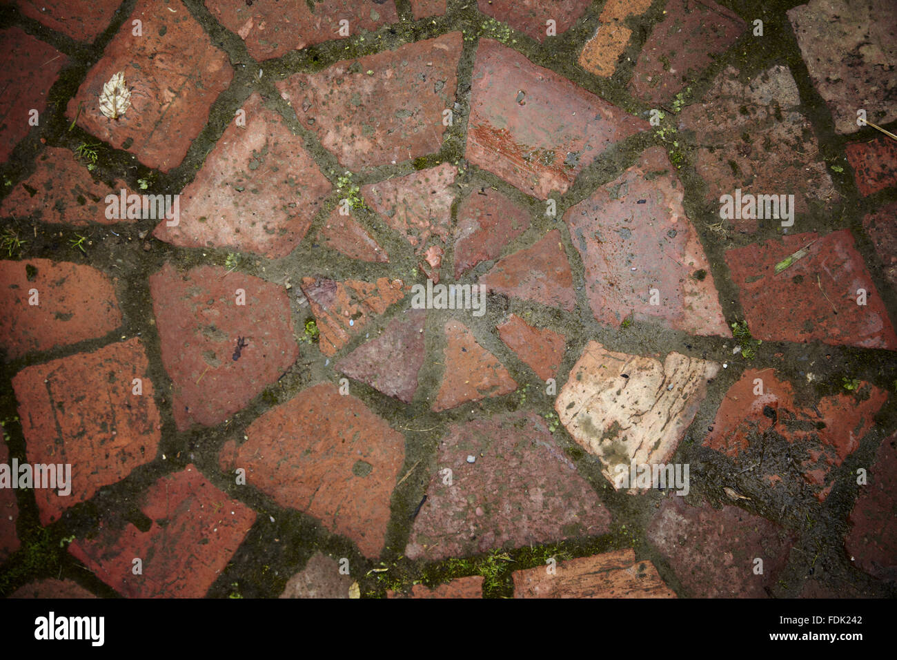 Brickwork garden hi-res stock photography and images - Alamy