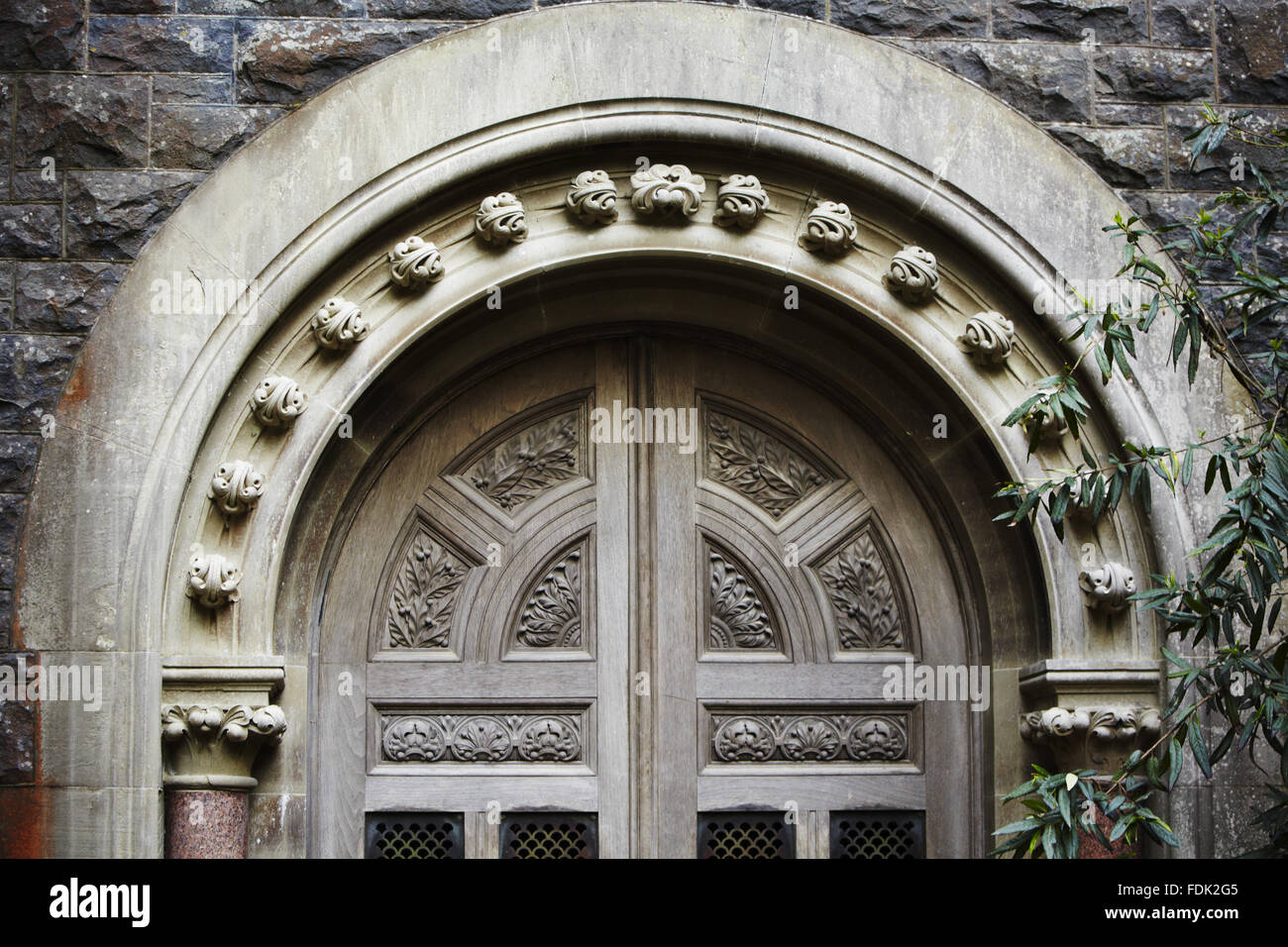 Bodnant gardens conwy, wales arch hi-res stock photography and images ...