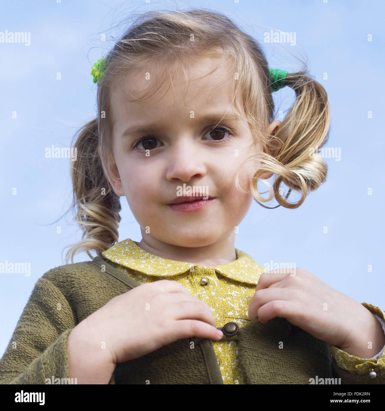 Child girl smiling at the camera Stock Photo - Alamy