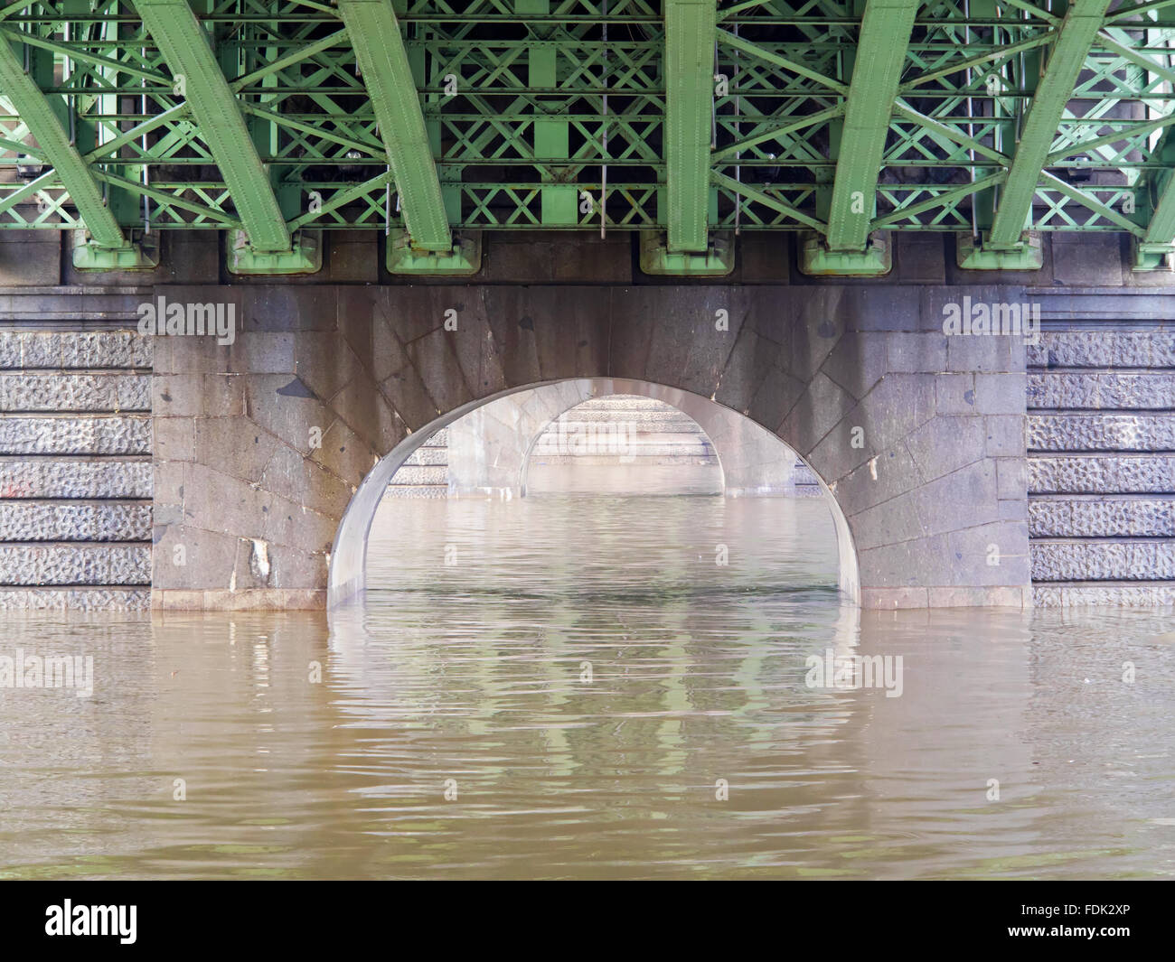 Bridge under structure hi-res stock photography and images - Alamy