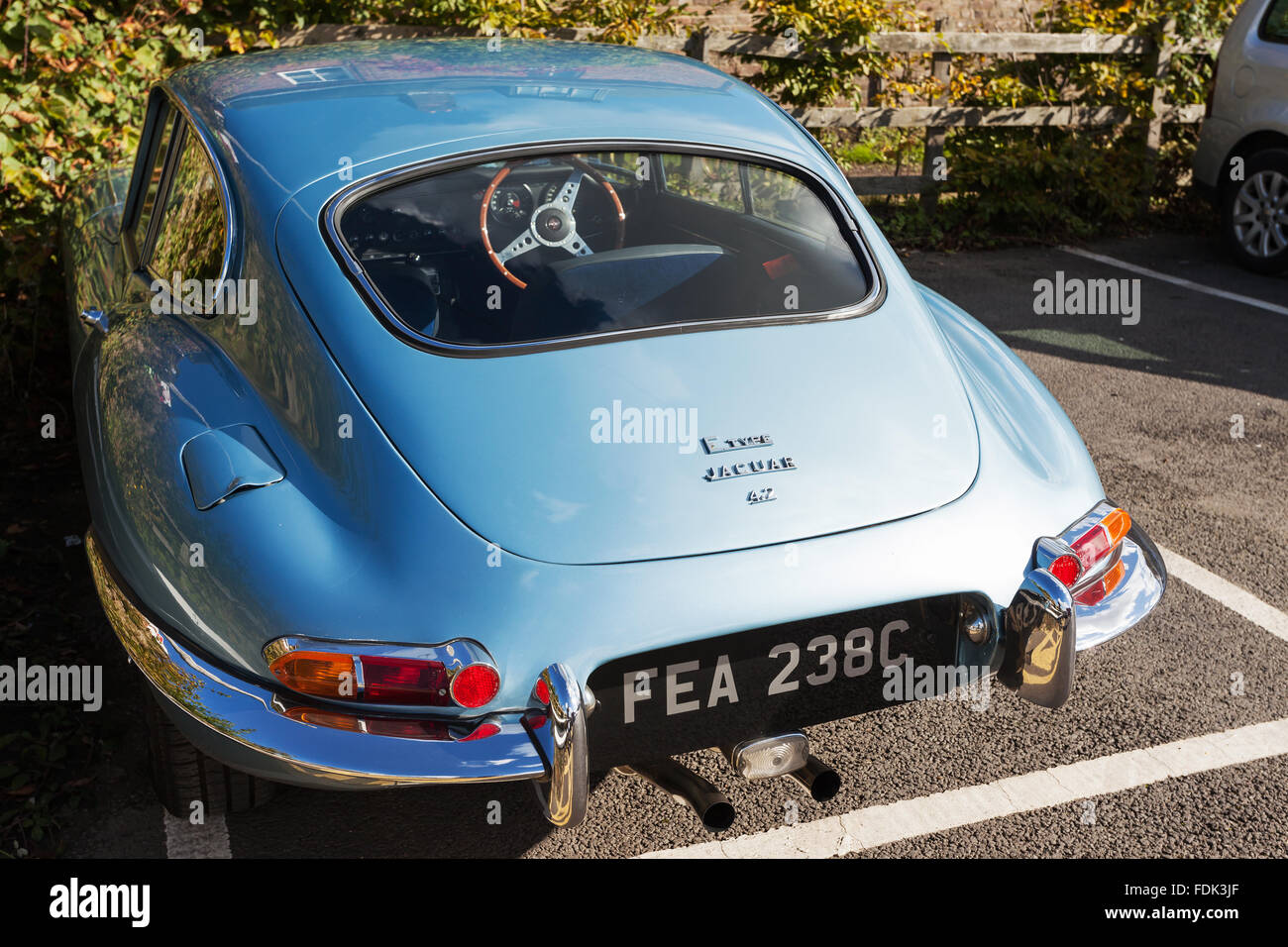 Jaguar e type restoration hi-res stock photography and images - Alamy