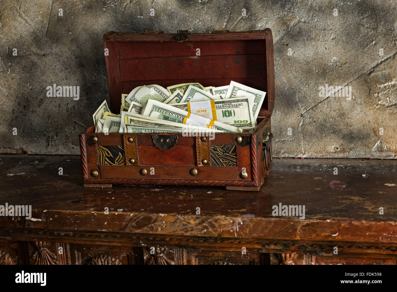 Wealth storage hi-res stock photography and images - Alamy