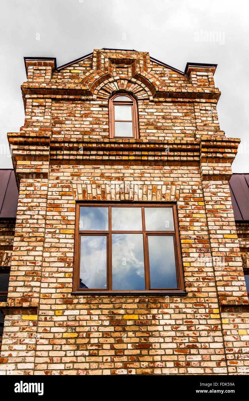 window in an old brick building Stock Photo - Alamy