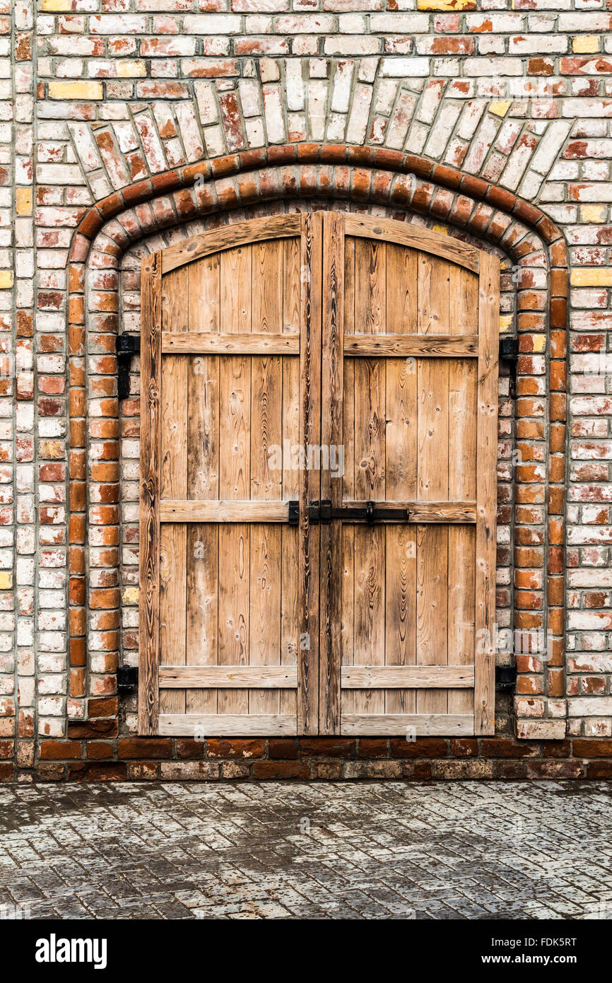 old wooden gate Stock Photo - Alamy