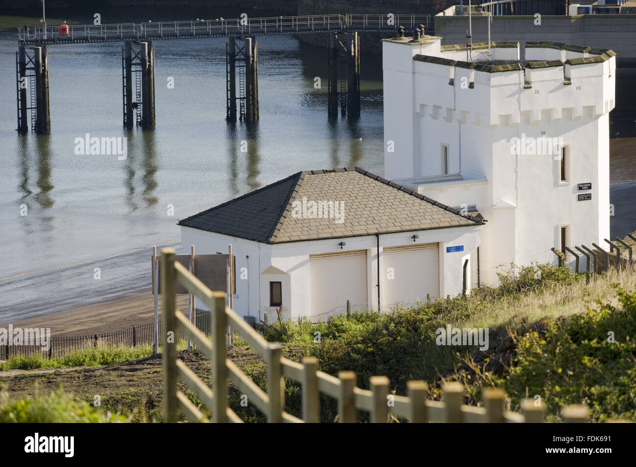 Wellington Lodge, part of the Wellington Pit with buildings in the ...
