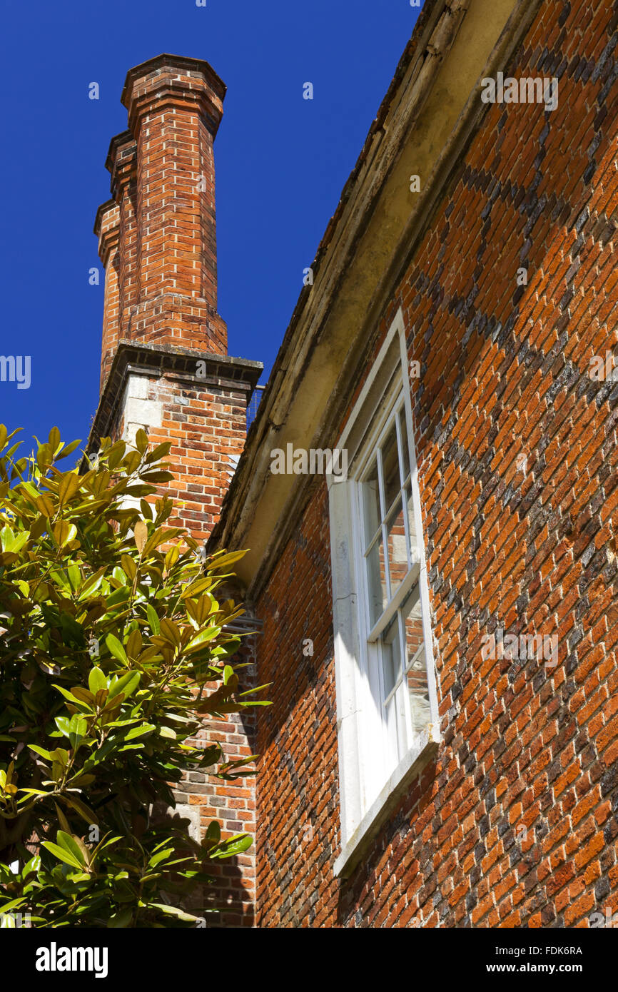 Diamond brickwork pattern hi-res stock photography and images - Alamy
