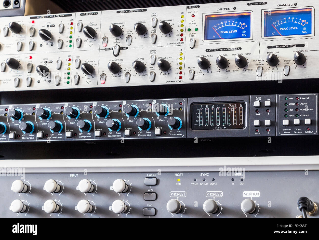 Audio rack equipment hi-res stock photography and images - Alamy