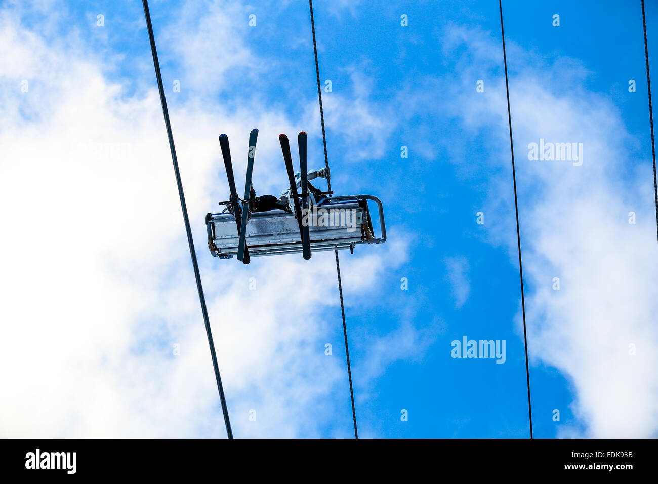 Steel cable have fun hi-res stock photography and images - Alamy