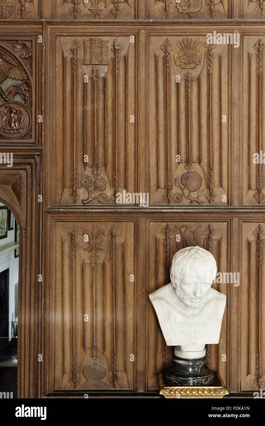 Detail of the linenfold panelling in The Oak Gallery, The Vyne ...