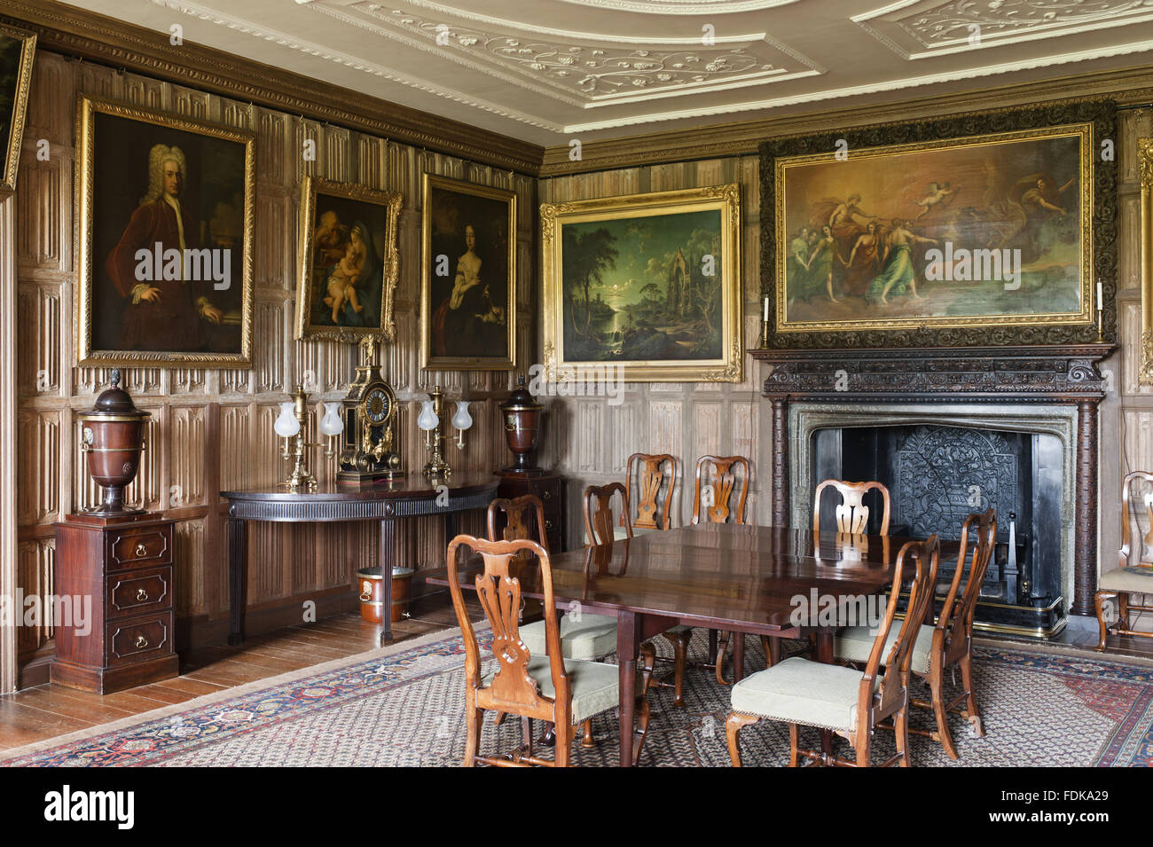 The Dining Parlour, The Vyne, Hampshire Stock Photo - Alamy